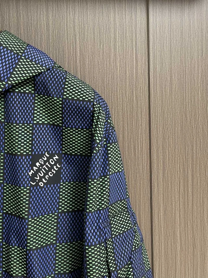 Real Louis Vuitton Outwear