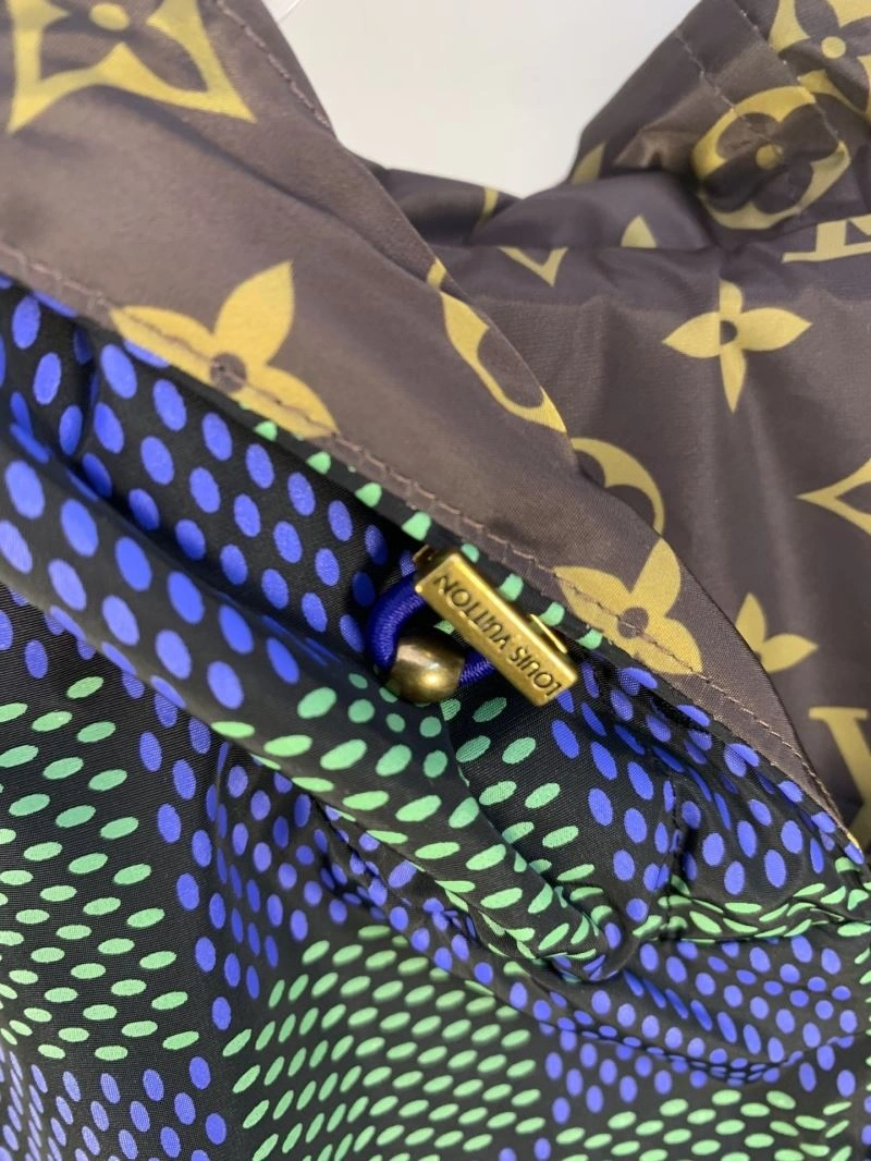 Low-cost Louis Vuitton Outwear