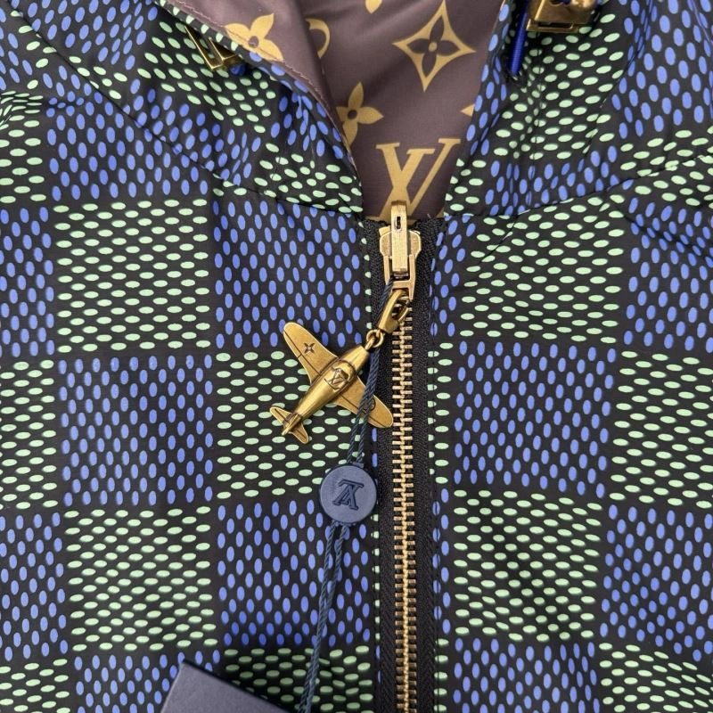 Top match Louis Vuitton Outwear