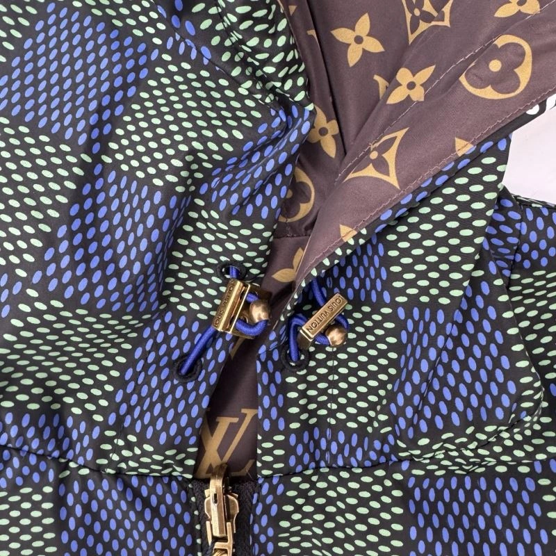 Top match Louis Vuitton Outwear