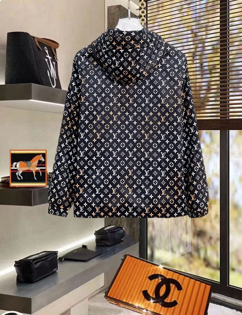 Legit Louis Vuitton Outwear
