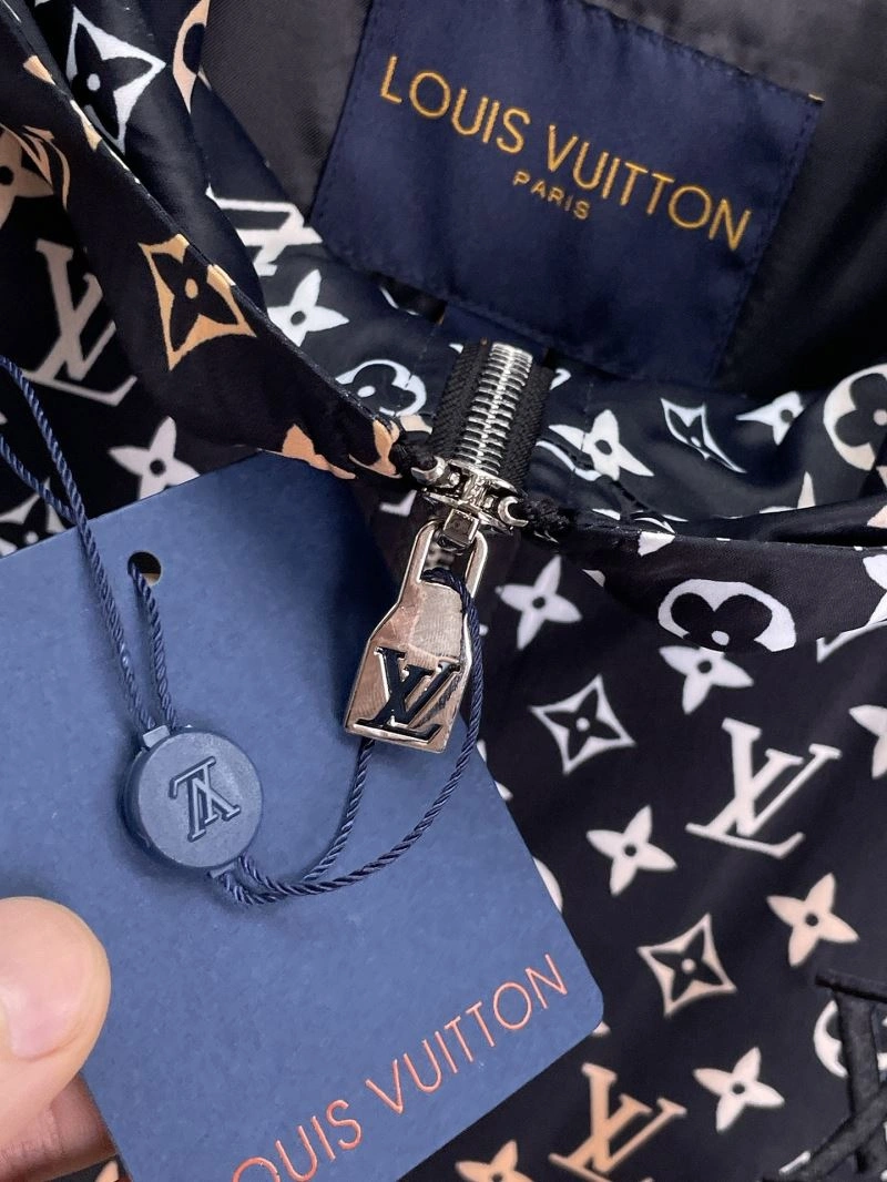Legit Louis Vuitton Outwear