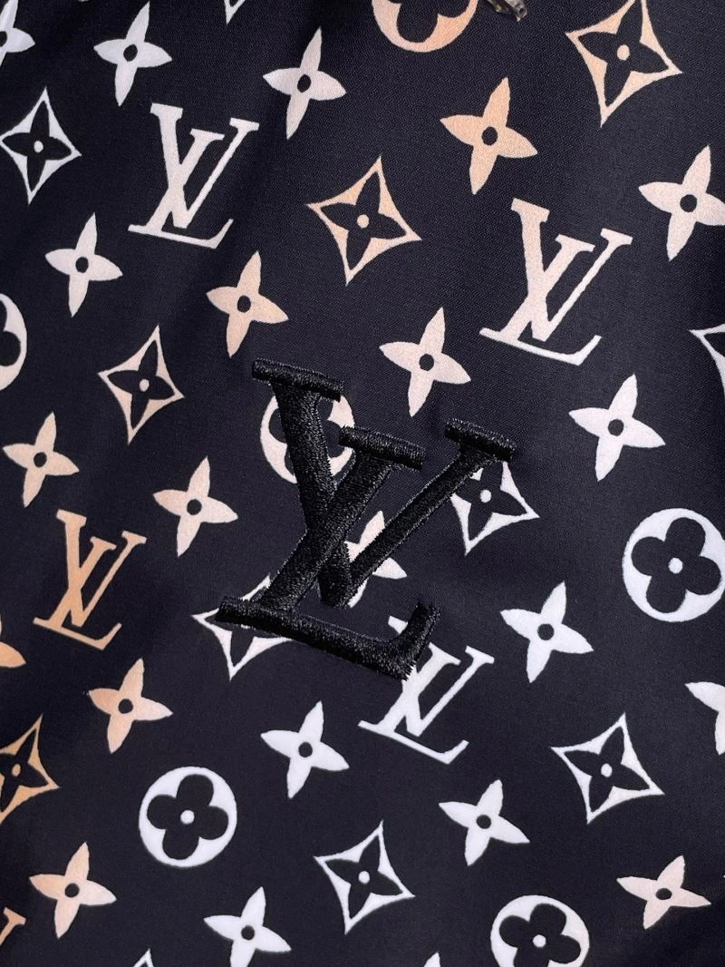 Legit Louis Vuitton Outwear