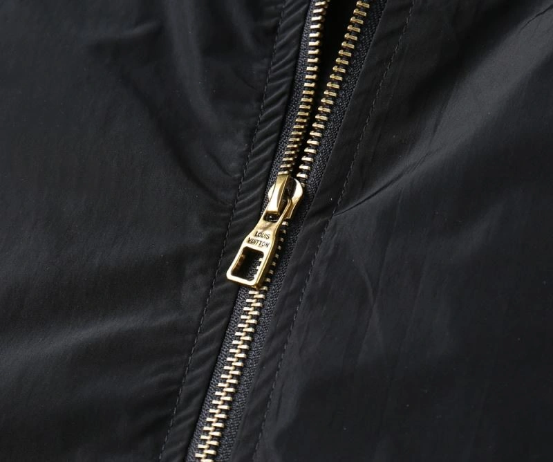 High accuracy Louis Vuitton Outwear
