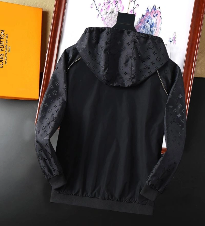 High accuracy Louis Vuitton Outwear