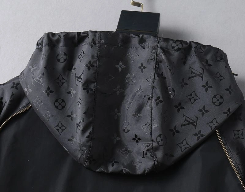 High accuracy Louis Vuitton Outwear