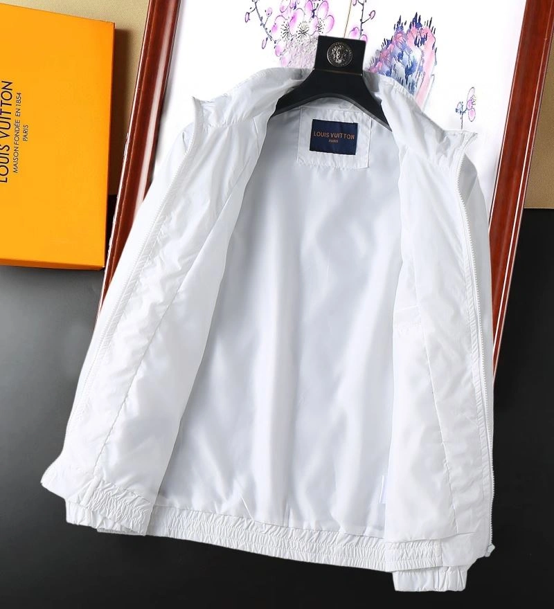 Top match Louis Vuitton Outwear