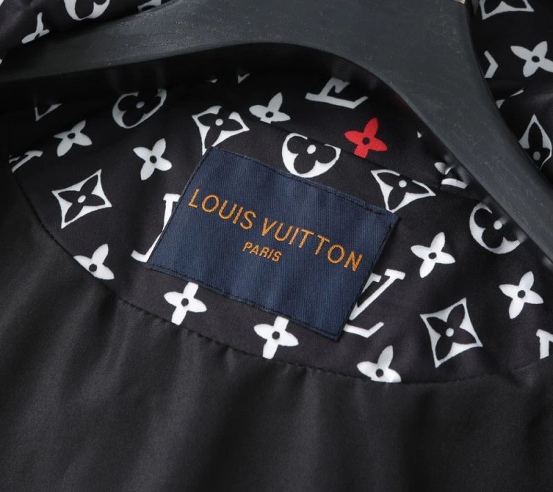 High accuracy Louis Vuitton Outwear
