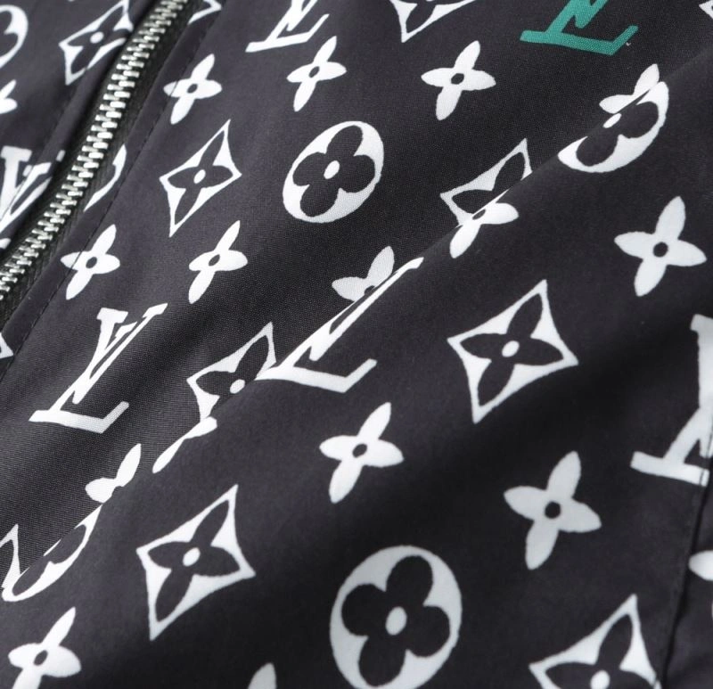 High accuracy Louis Vuitton Outwear