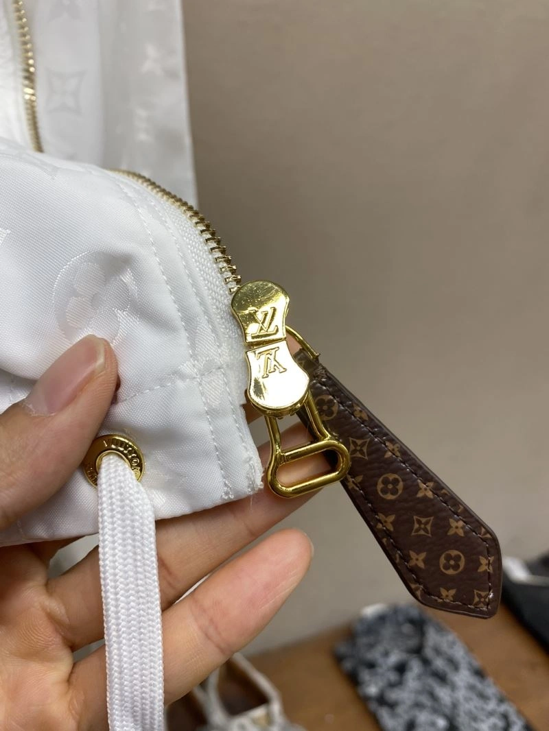 Exact replica Louis Vuitton Outwear