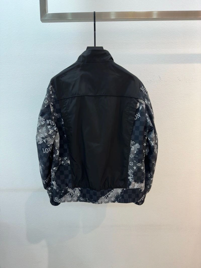 Official Louis Vuitton Outwear