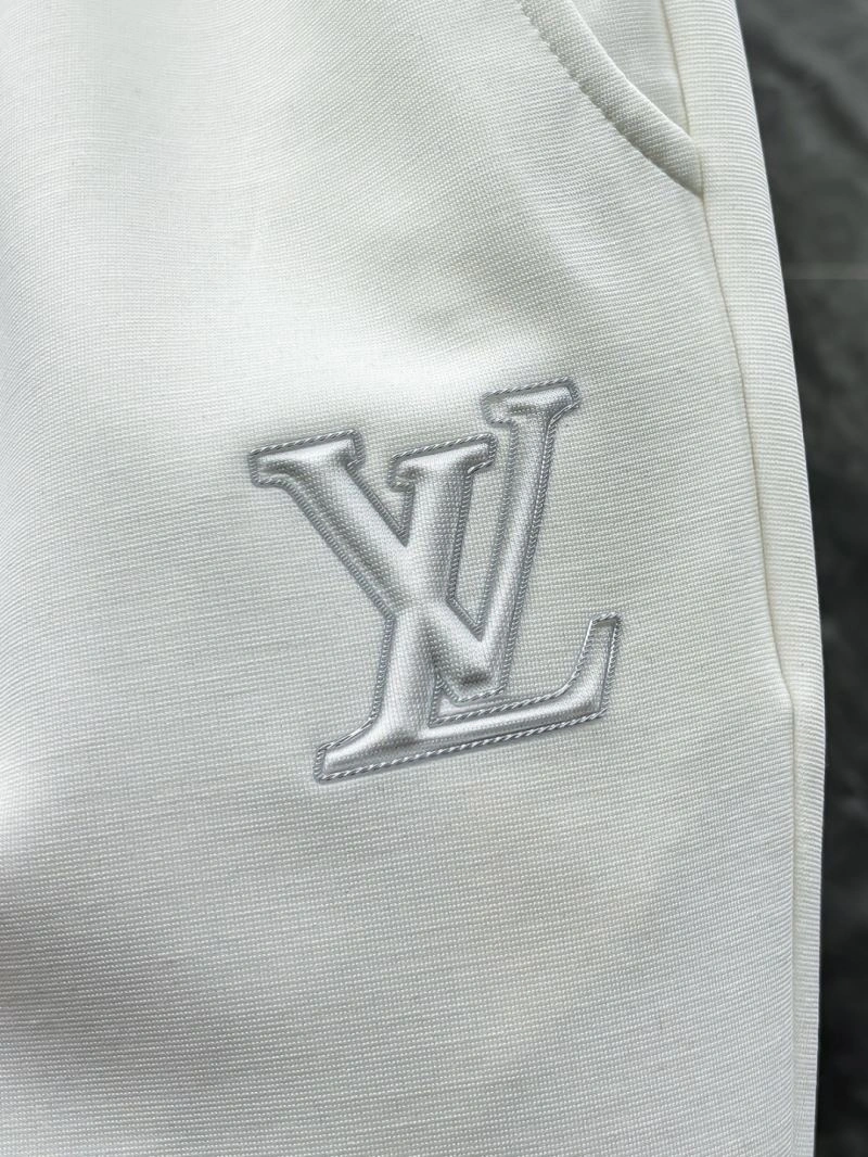 Accurate model Louis Vuitton Outwear