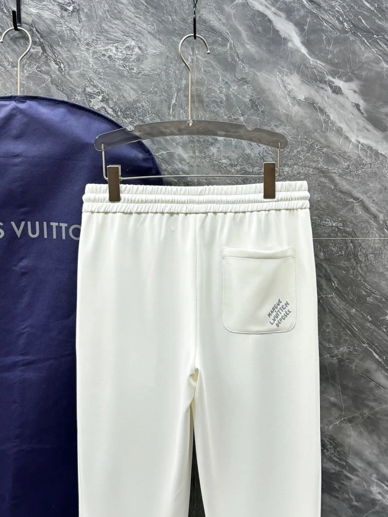 Accurate model Louis Vuitton Outwear