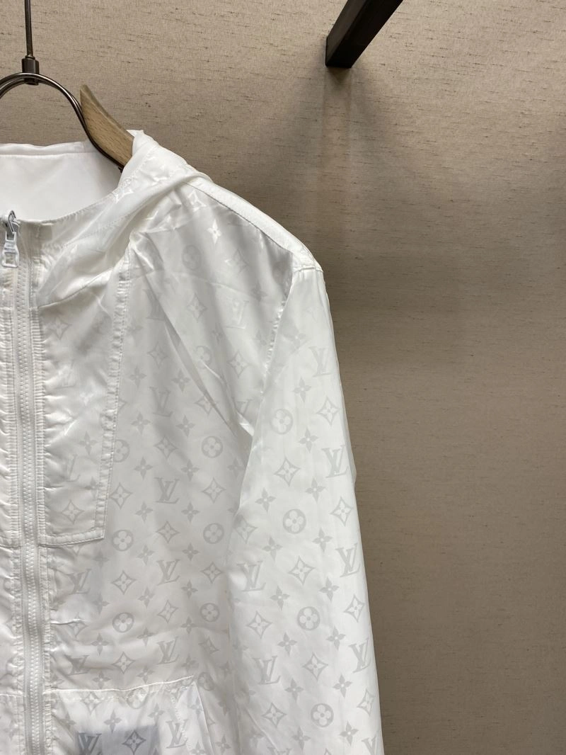 Exact replica Louis Vuitton Outwear