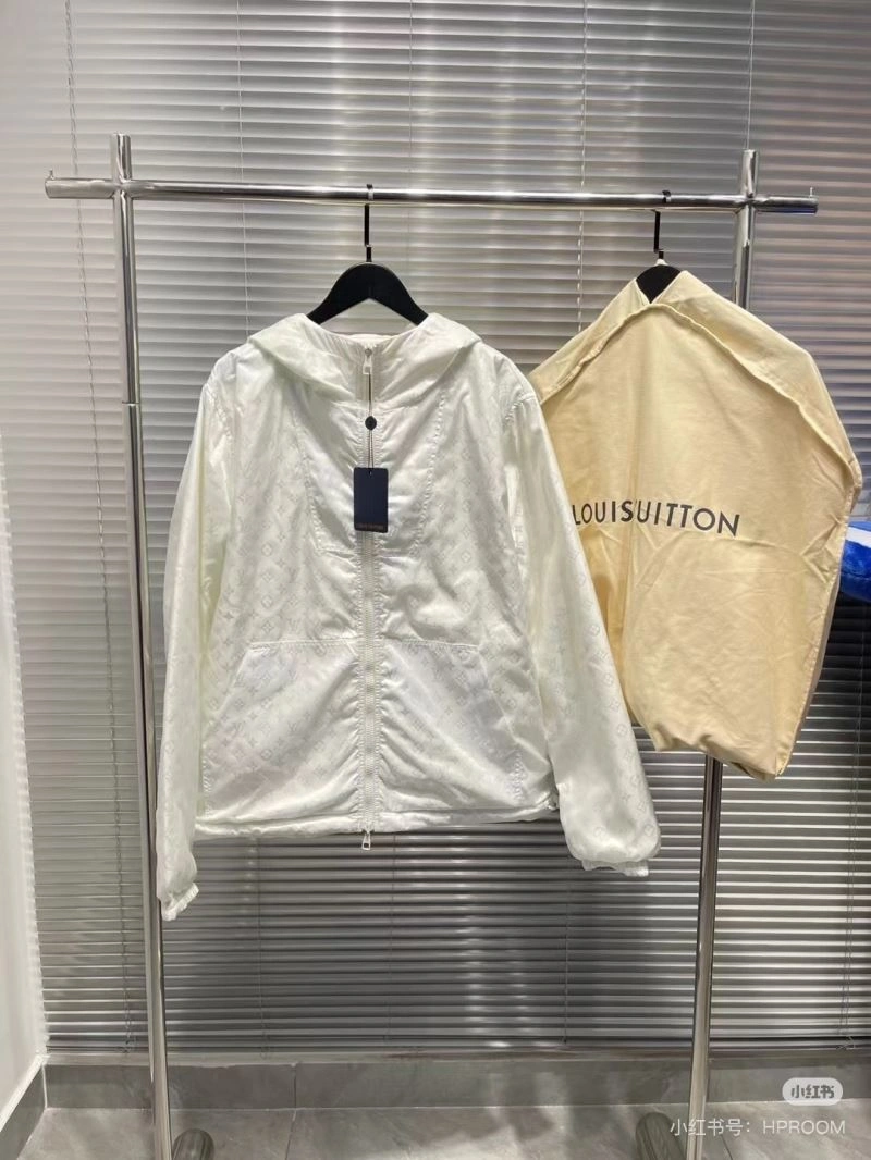 Louis Vuitton Outwear