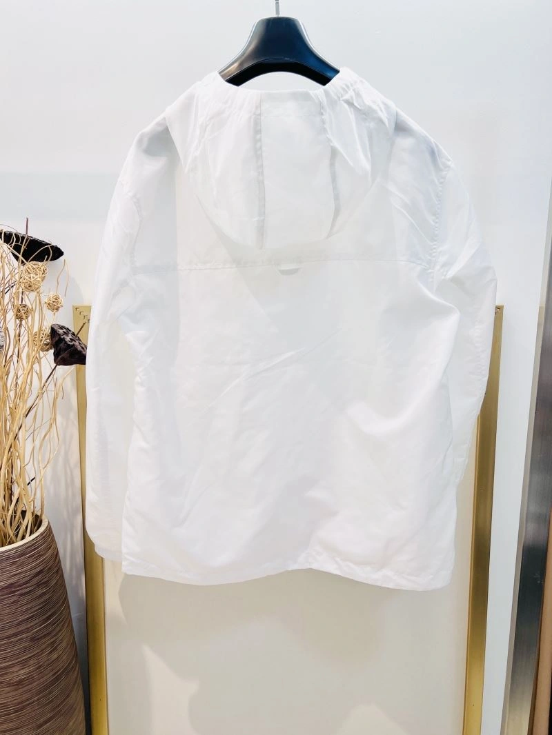 Real Louis Vuitton Outwear