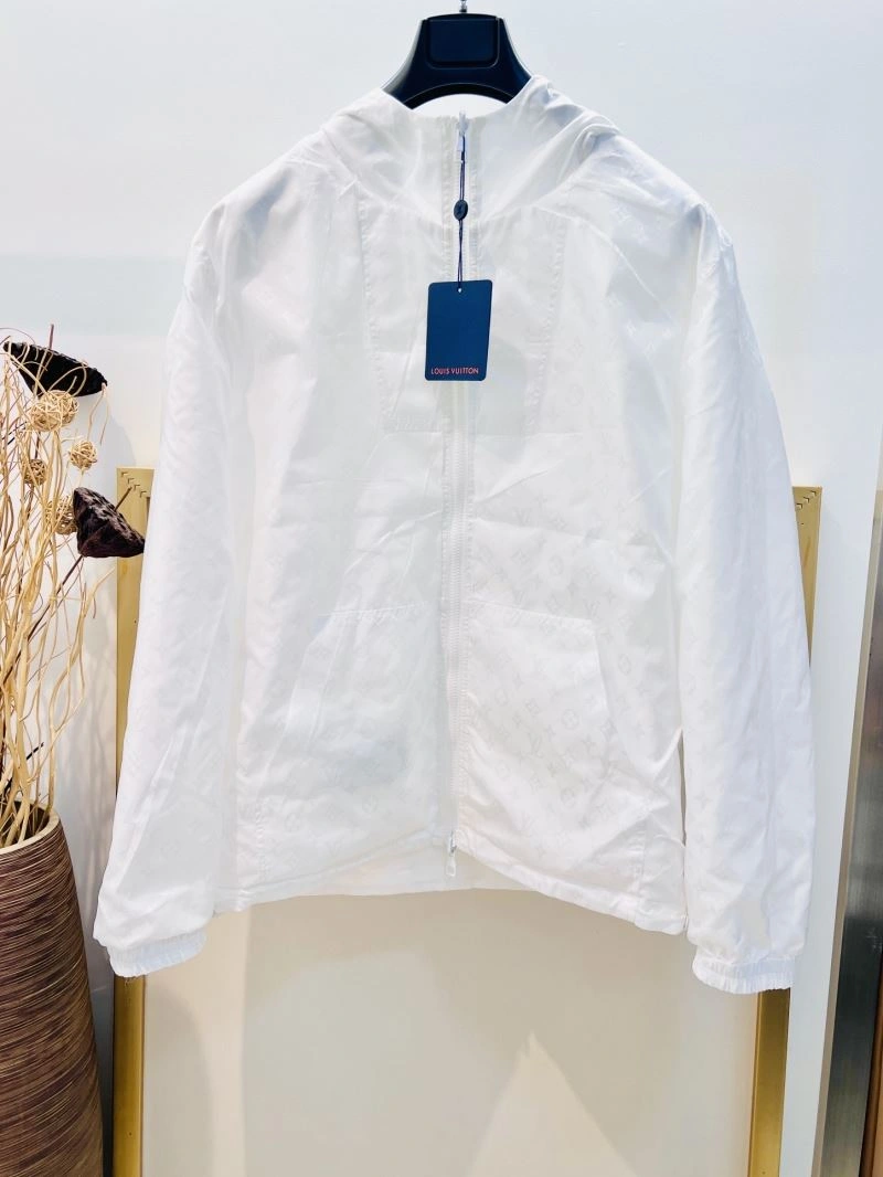 Real Louis Vuitton Outwear