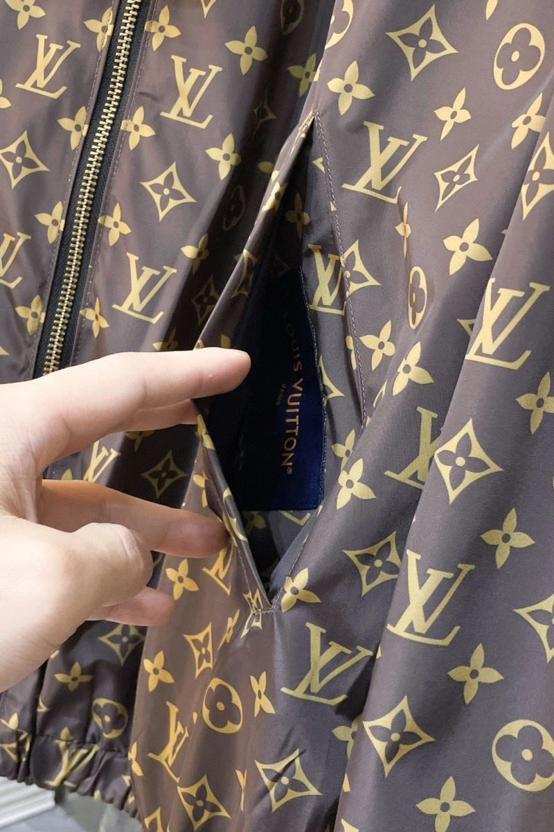 Low-cost Louis Vuitton Outwear