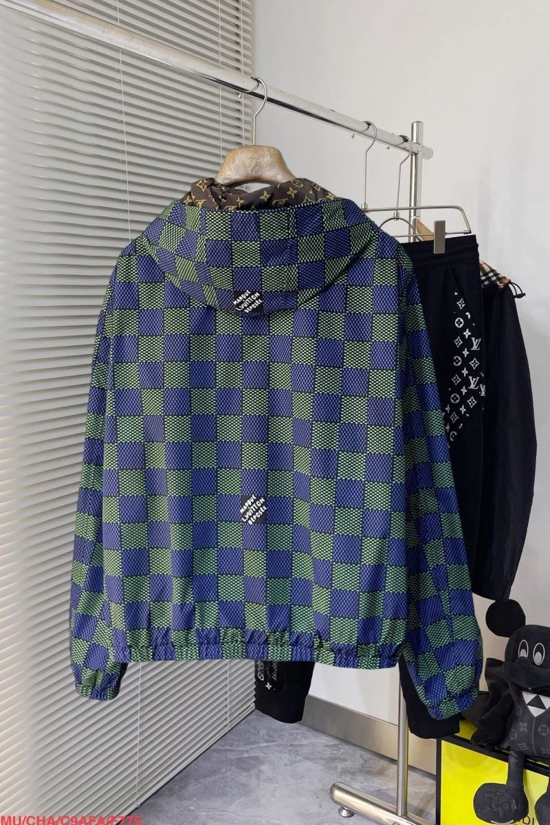 Low-cost Louis Vuitton Outwear