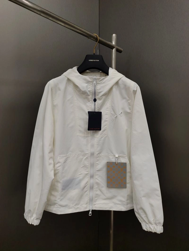 Real Louis Vuitton Outwear