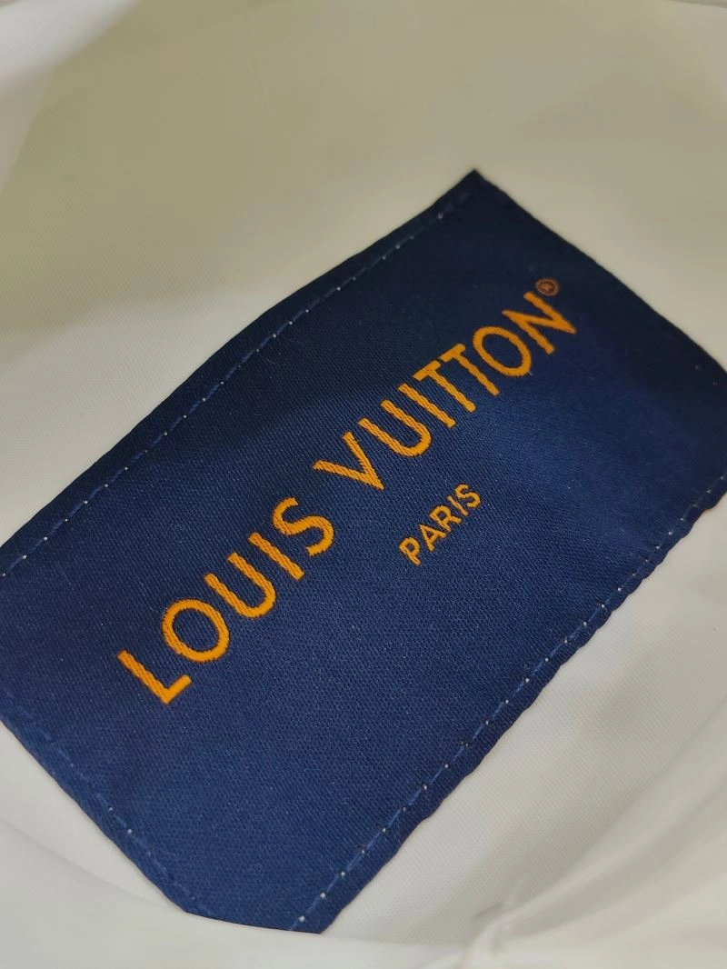 Real Louis Vuitton Outwear