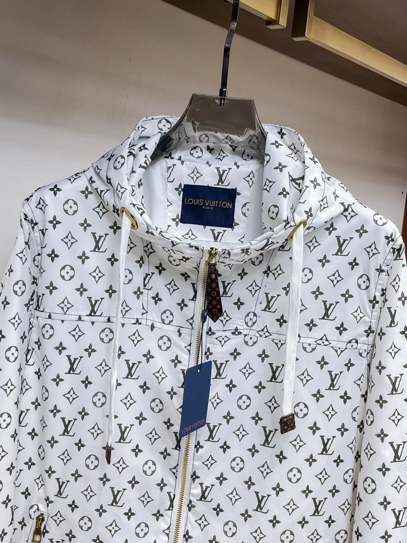 High accuracy Louis Vuitton Outwear