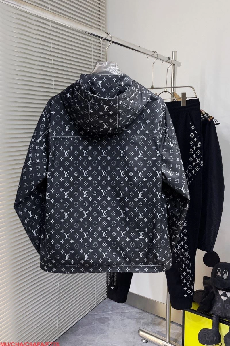 Precise copy Louis Vuitton Outwear