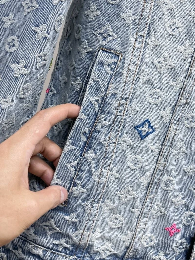 Low-cost Louis Vuitton Outwear
