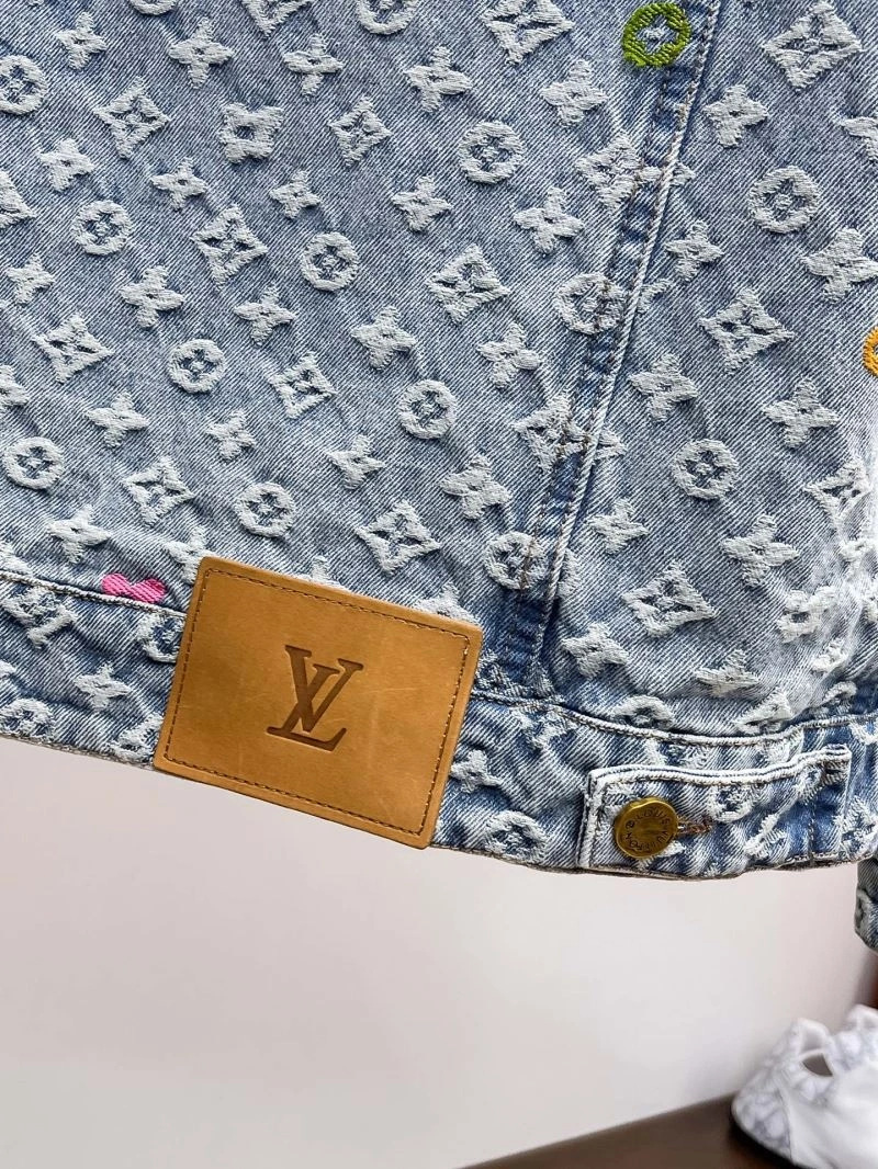 Low-cost Louis Vuitton Outwear