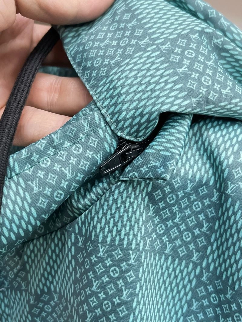Exact replica Louis Vuitton Outwear