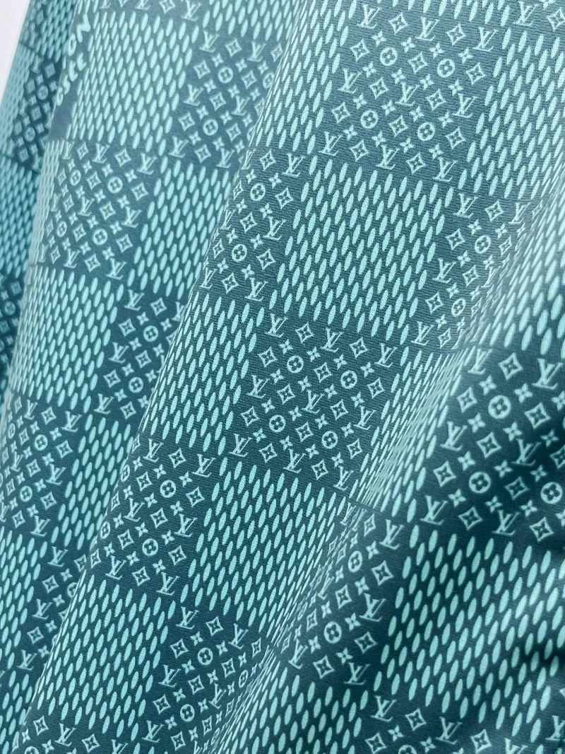 Exact replica Louis Vuitton Outwear