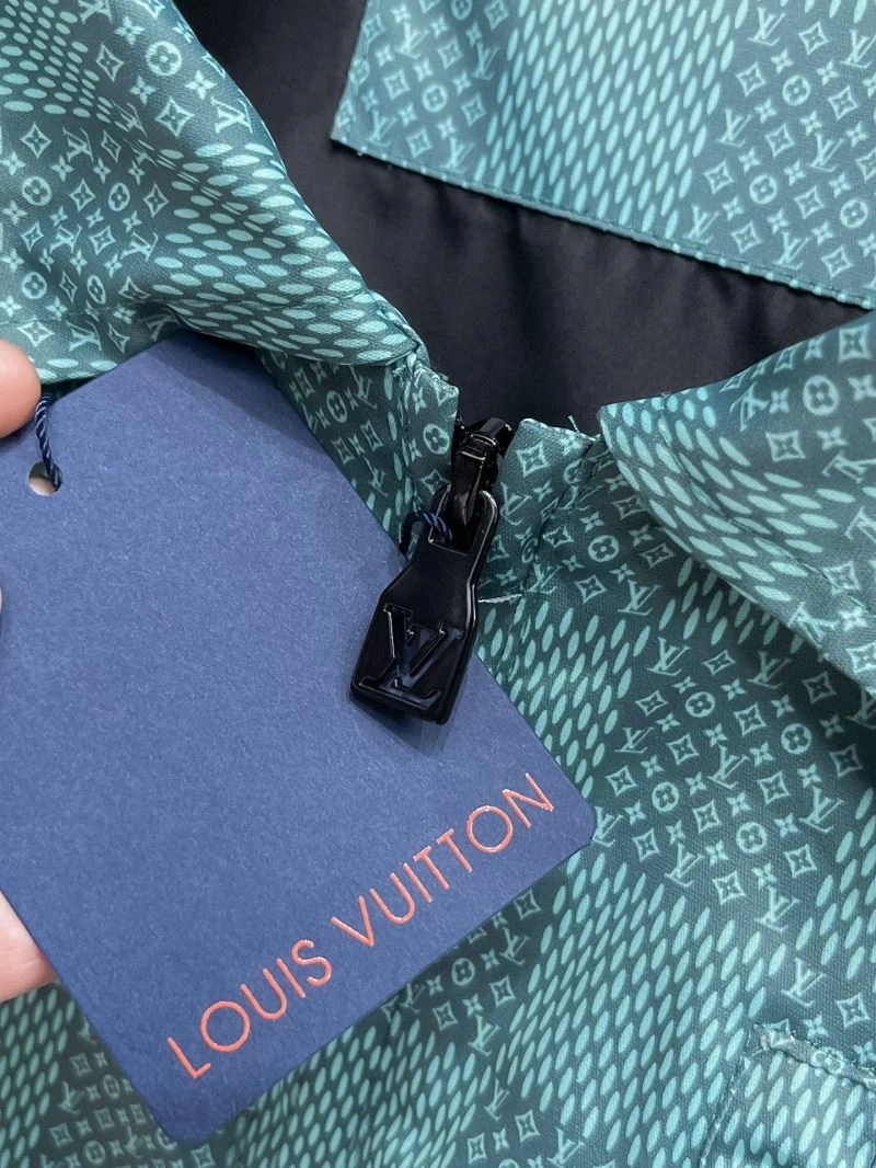 Exact replica Louis Vuitton Outwear