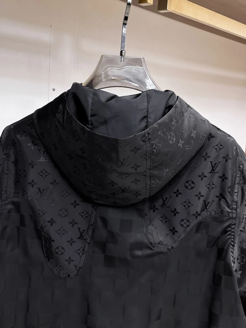 Real Louis Vuitton Outwear