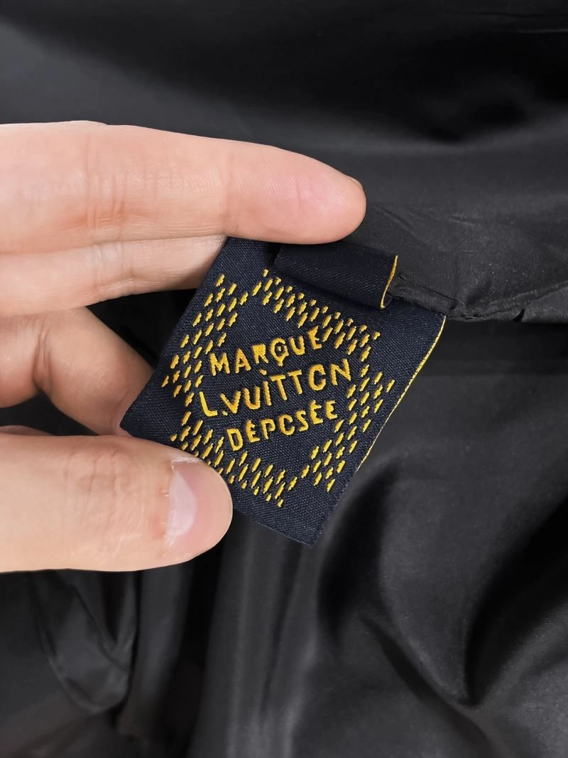 Real Louis Vuitton Outwear