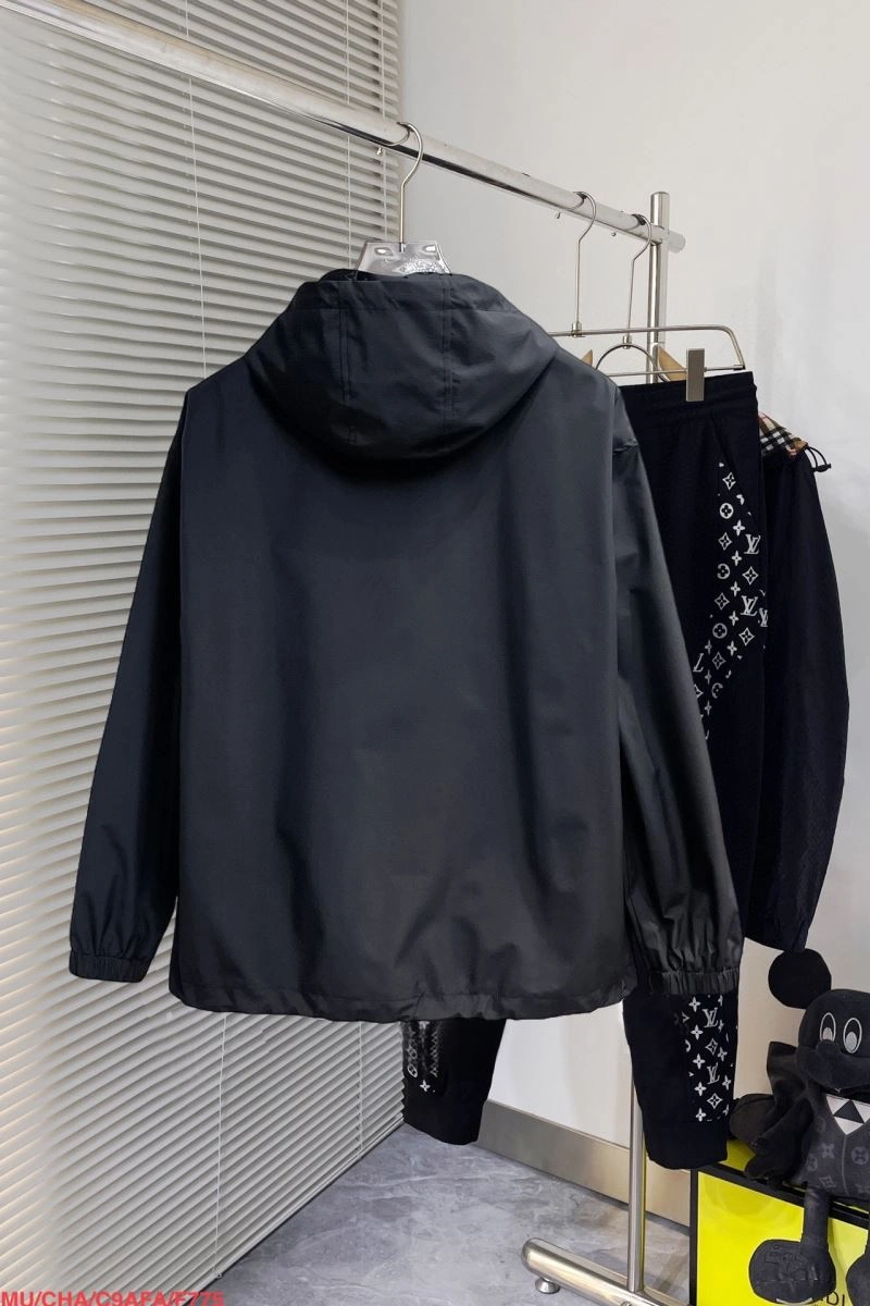 High fidelity Louis Vuitton Outwear