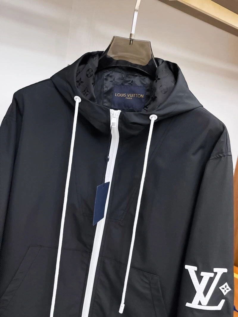 High fidelity Louis Vuitton Outwear