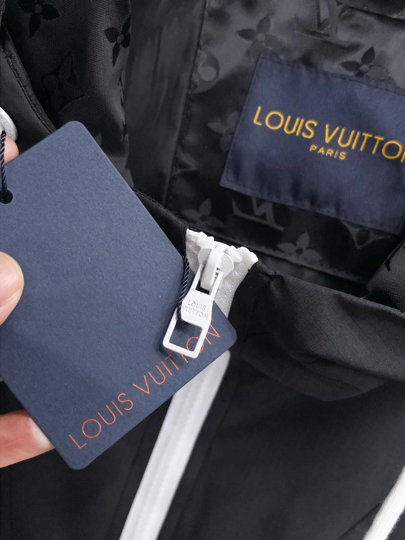High fidelity Louis Vuitton Outwear