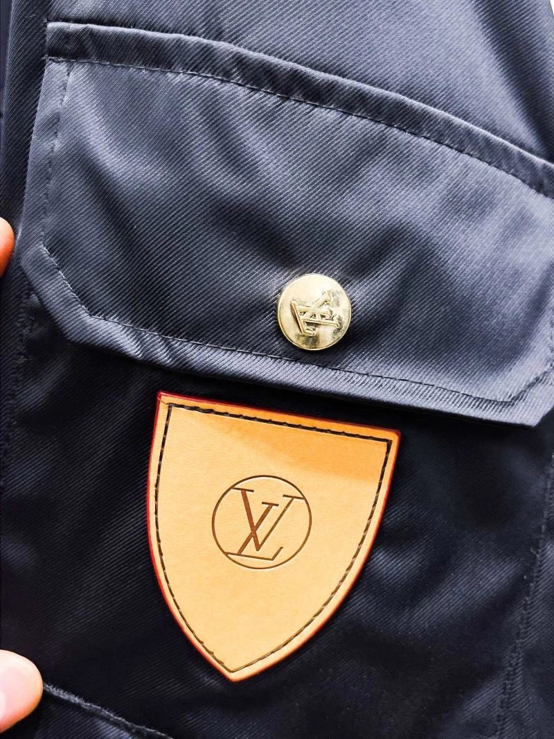 Official Louis Vuitton Outwear