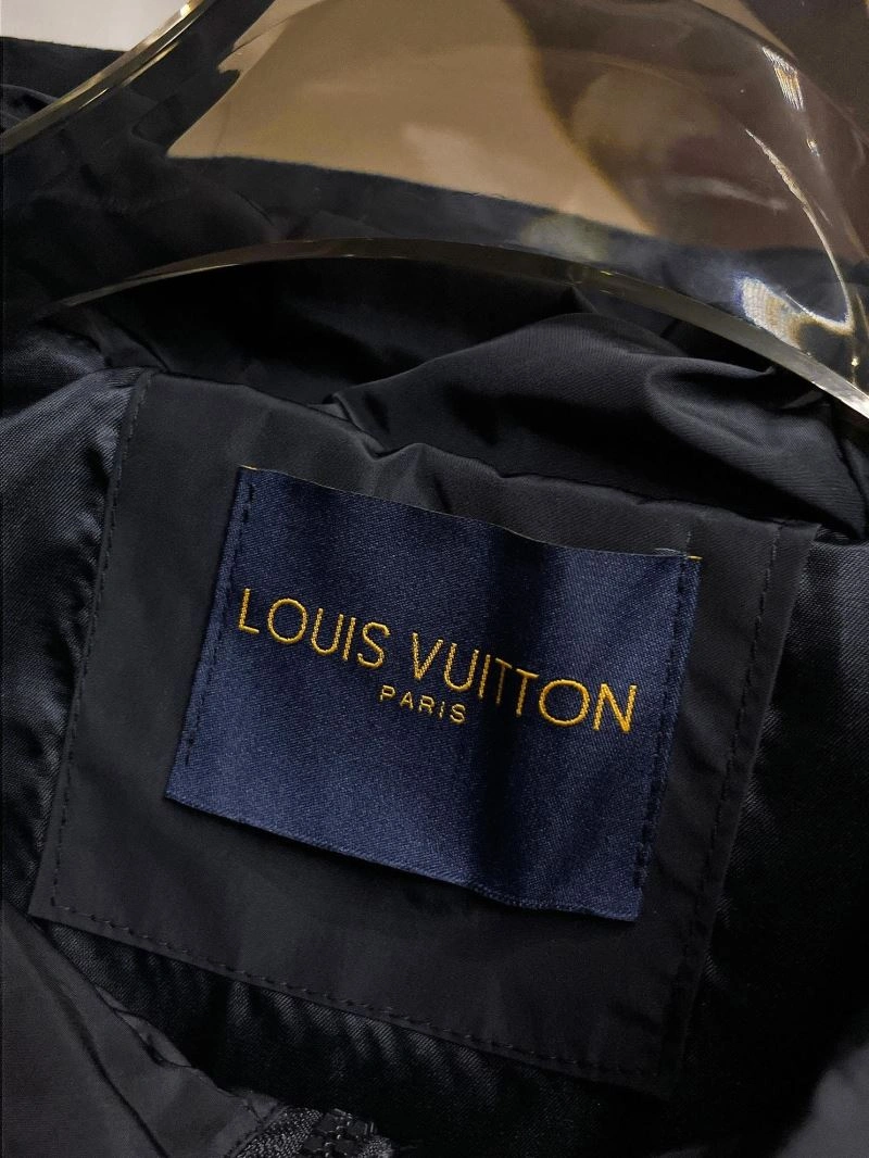 Accurate model Louis Vuitton Outwear
