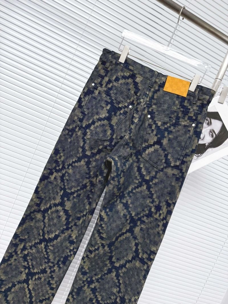 Legit Louis Vuitton Outwear