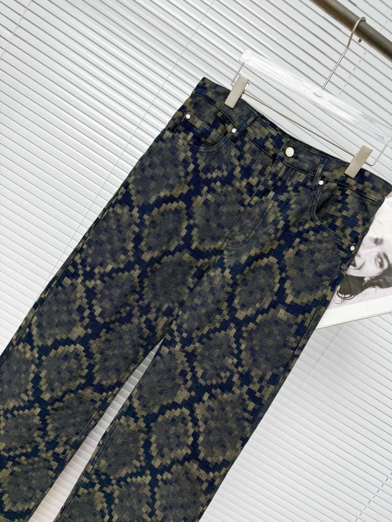 Legit Louis Vuitton Outwear