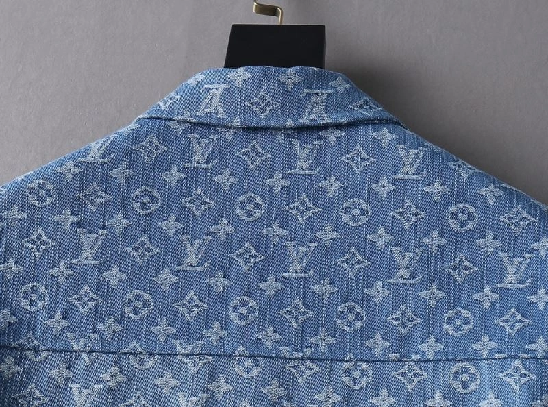 Low-cost Louis Vuitton Outwear