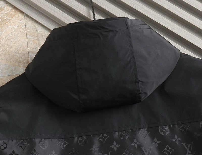 High accuracy Louis Vuitton Outwear