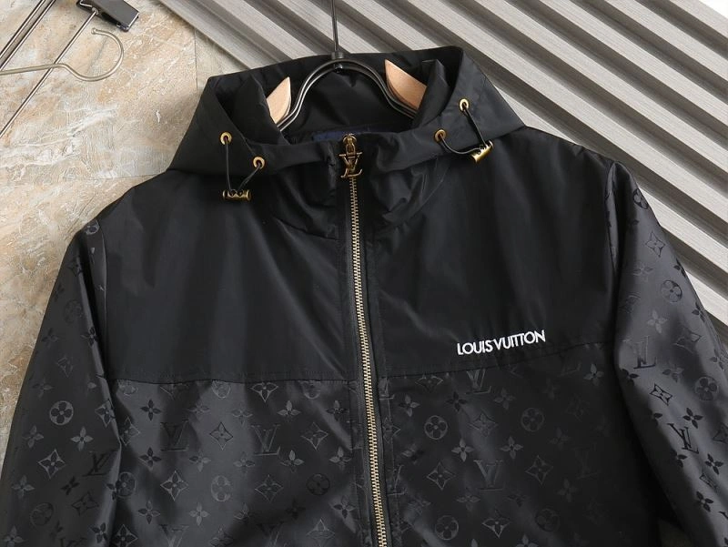 High accuracy Louis Vuitton Outwear