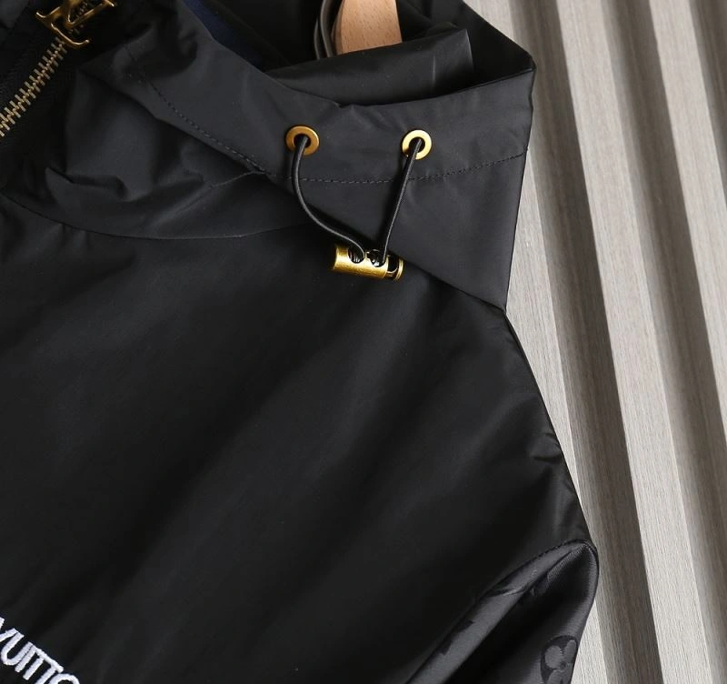 High accuracy Louis Vuitton Outwear