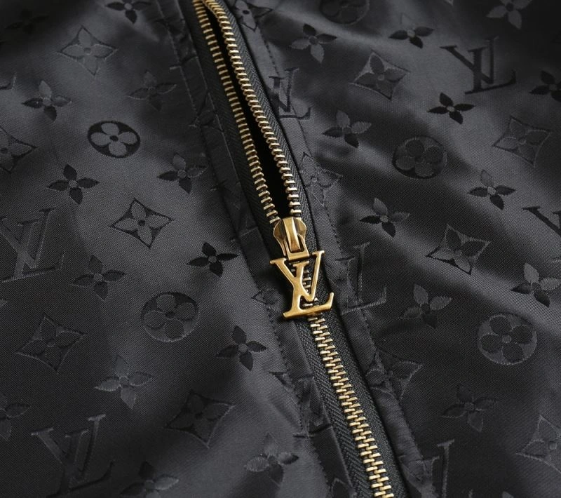 High accuracy Louis Vuitton Outwear