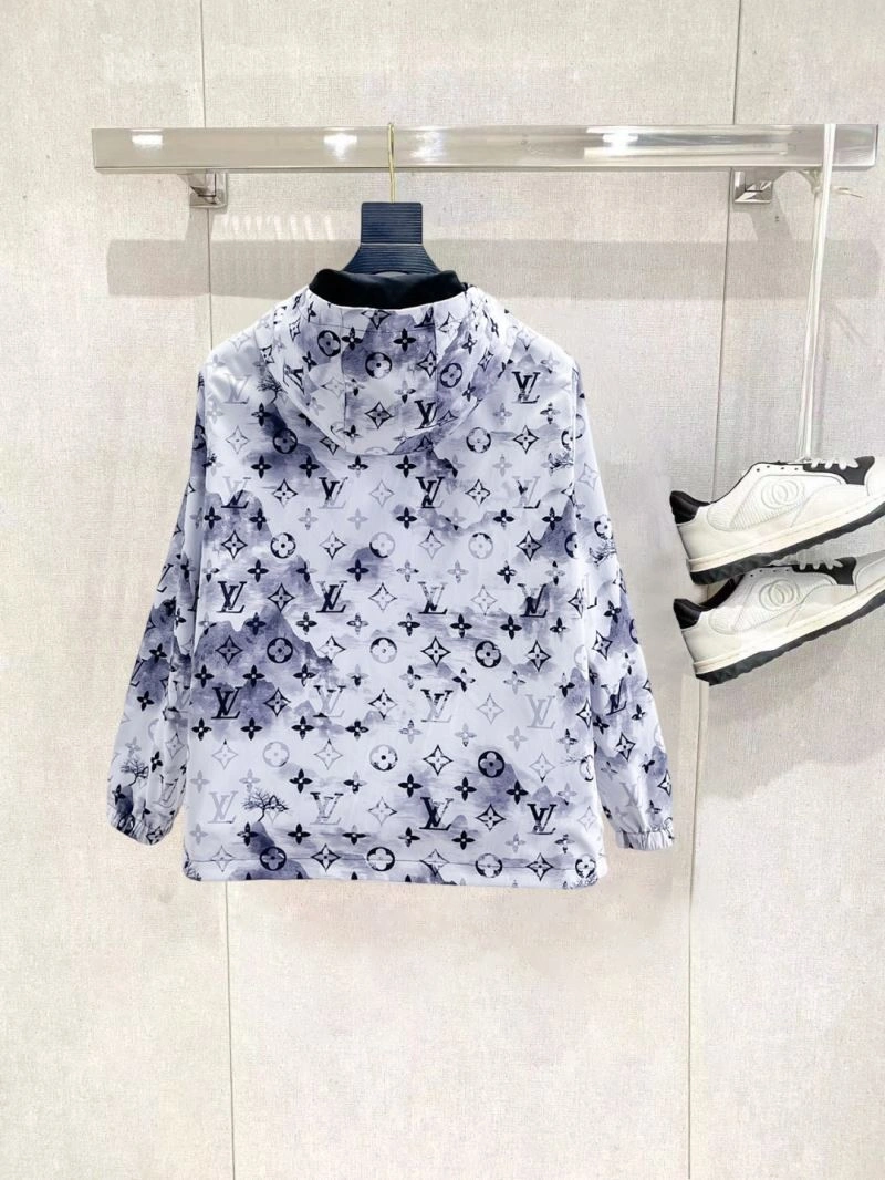 Official Louis Vuitton Outwear