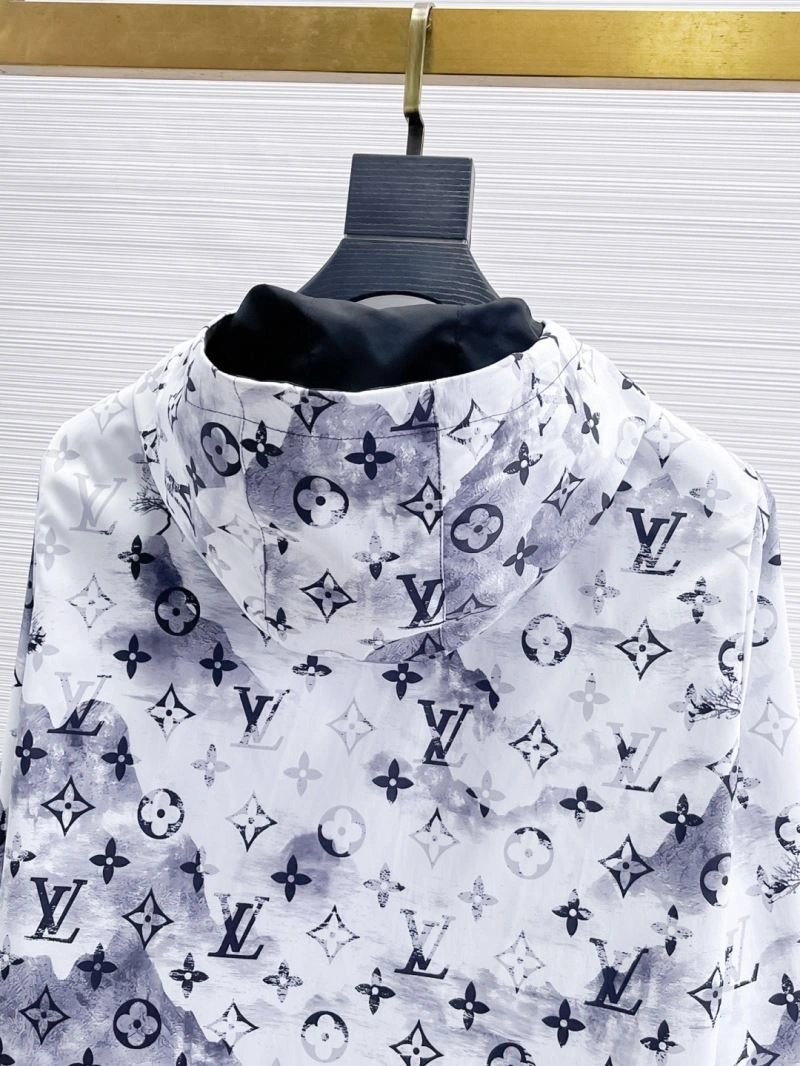 Official Louis Vuitton Outwear