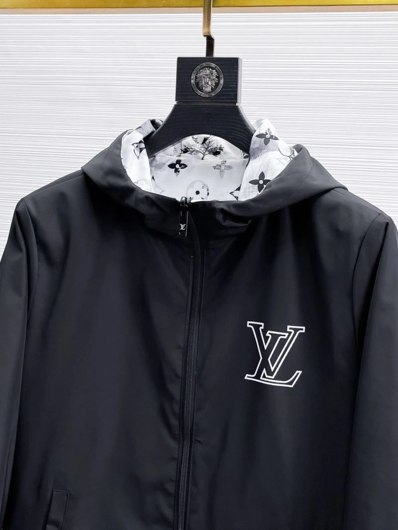 Official Louis Vuitton Outwear