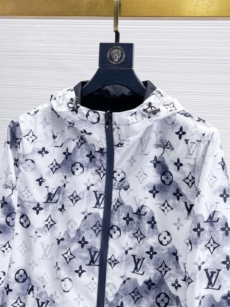 Official Louis Vuitton Outwear